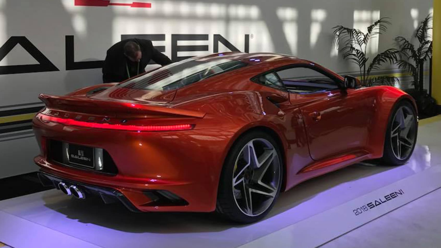 Mid-engined Saleen S1 GT4 Concept - pictures | Evo