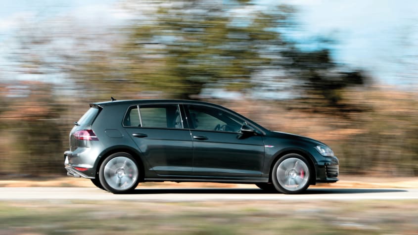 Volkswagen Golf GTI review gallery | evo