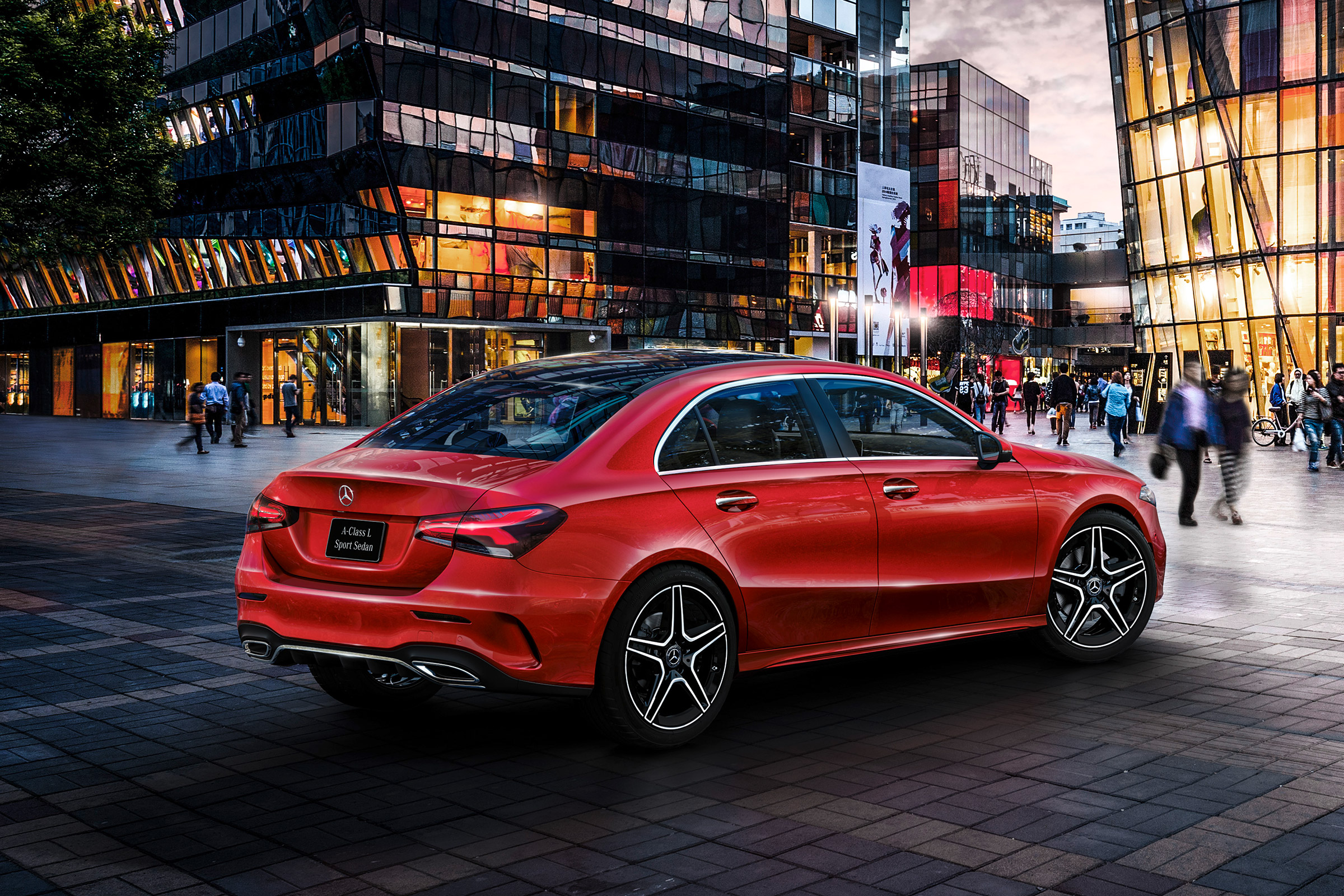Mercedes A-class L saloon -pictures | Evo