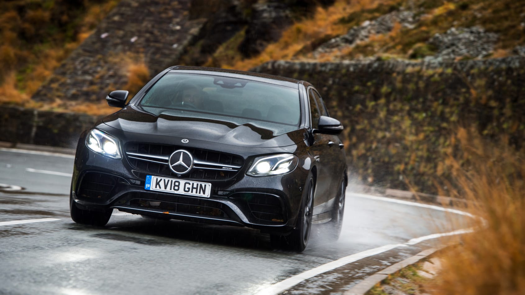 BMW M5 vs Mercedes-AMG E63 - pictures | Evo